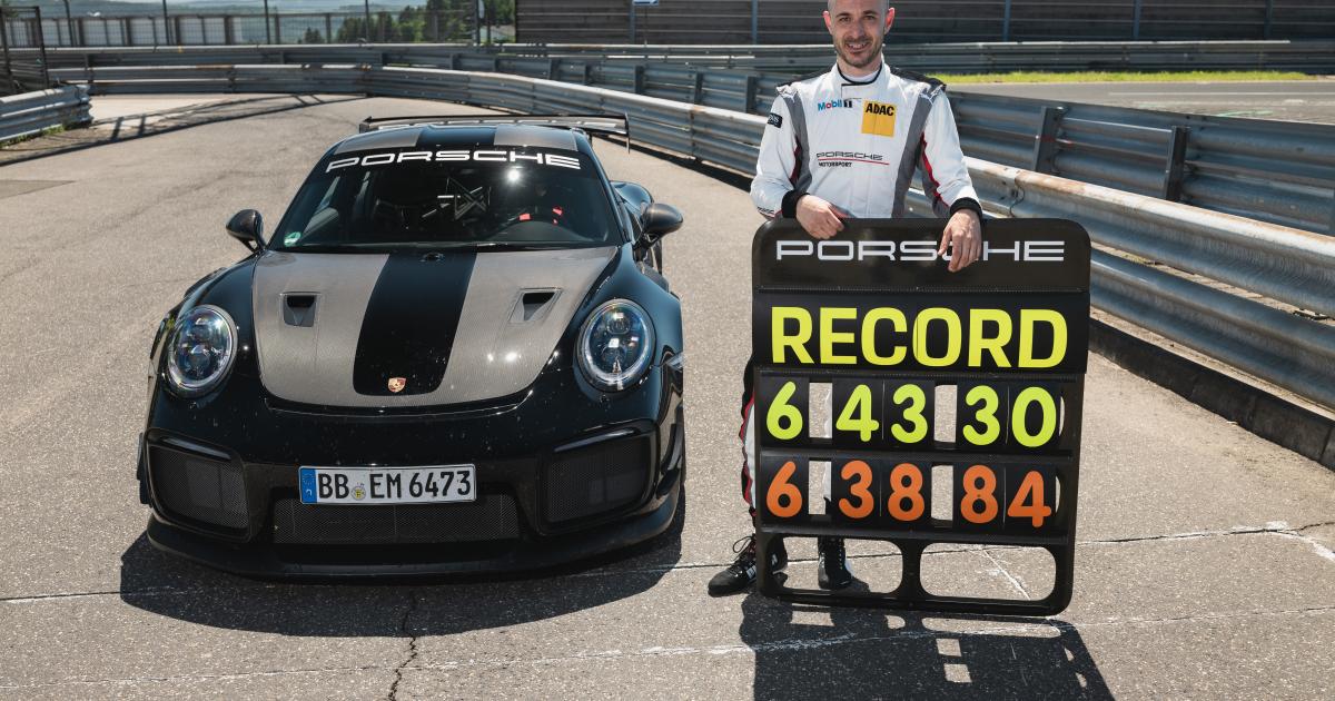 Bestzeit im Porsche 911 GT2 RS MR | GO! Das Motormagazin